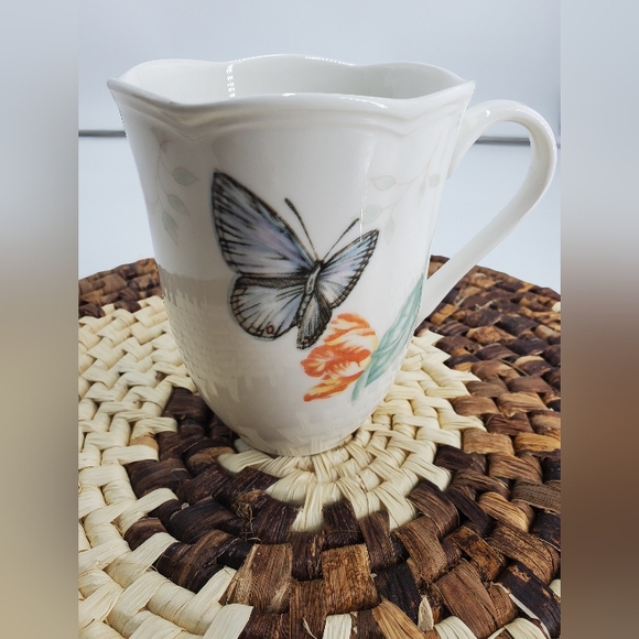 Lenox | Dining | Lenox Butterfly Meadow Collection Eastern Tailed Blue ...
